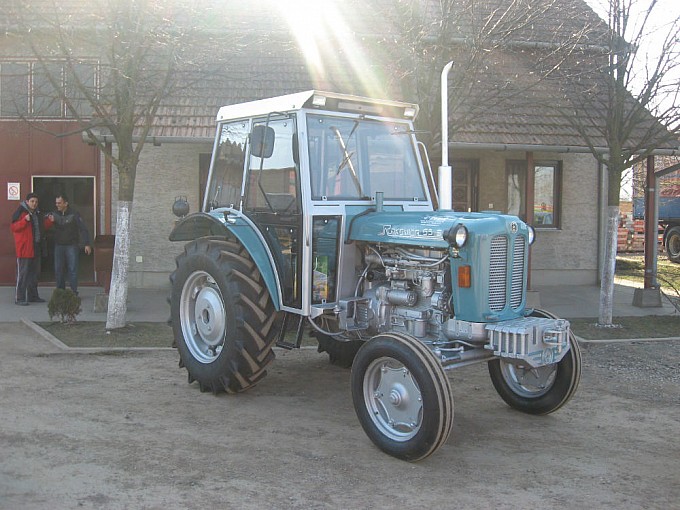 Ćorić Agrar - TRAKTORI - Rakovica 65 - poljoprivredna mehanizacija